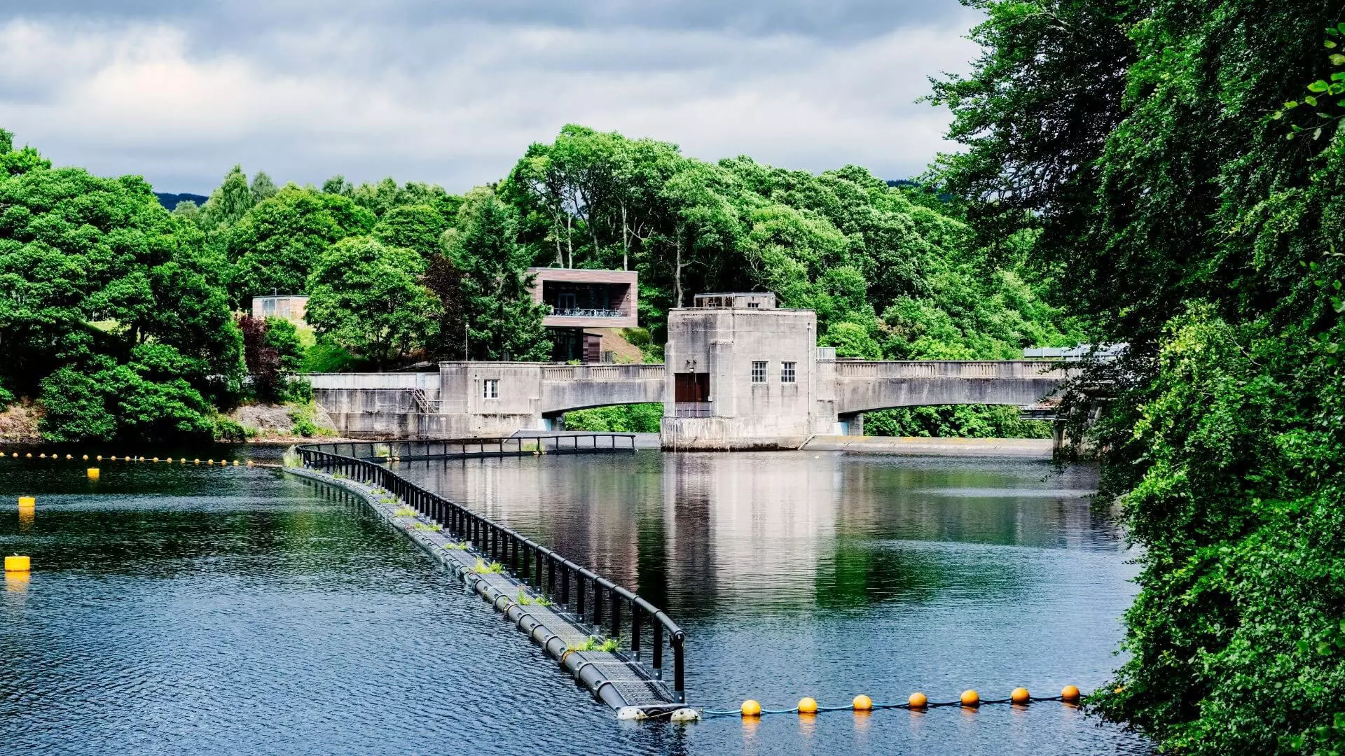 The Salmon Ladder & Dam | Local Attractions | Fisher's Hotel